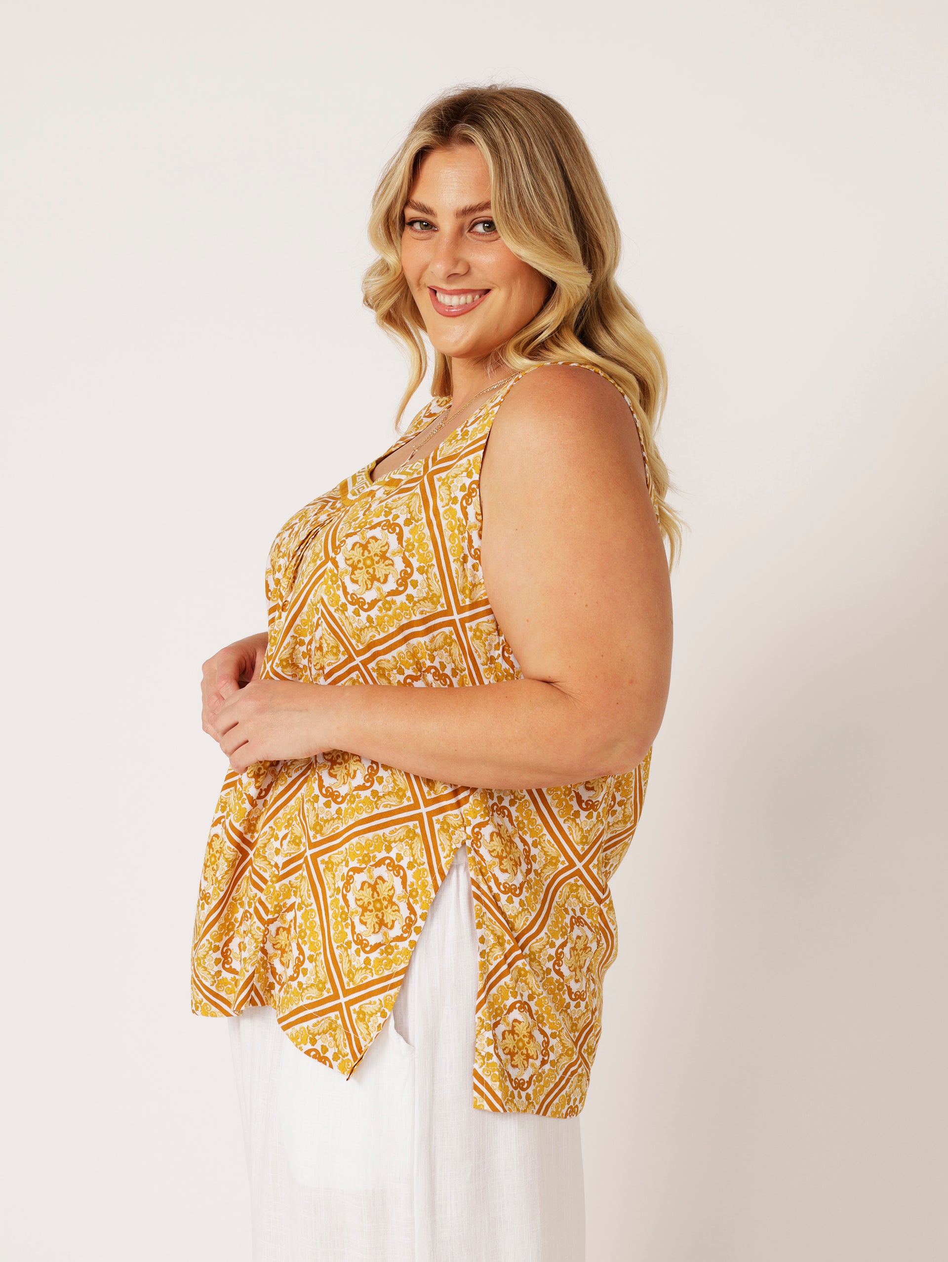 Saffron Road | Lotus Tank | Long Length Tank | Golden Tile